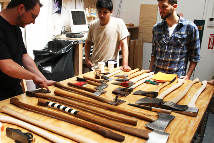 5 Tips To Buying The Best Splitting Maul | Daniel Chew The Wanderer